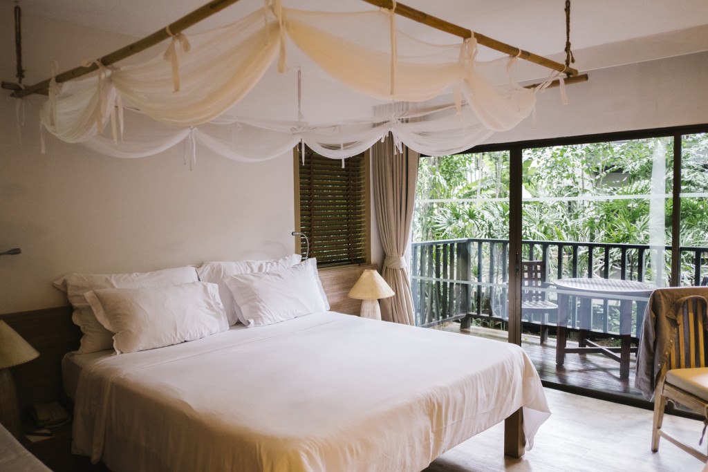 10 Boutique Hotel Website Design Examples & Tips - MotoPress